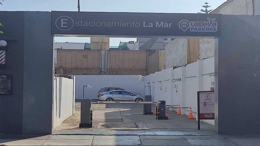 Liderman inaugura su primera playa de estacionamiento en Lima - Revista ...