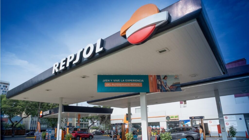 Repsol Perú abre la única estación 100% autoservicio del país | Revista ...